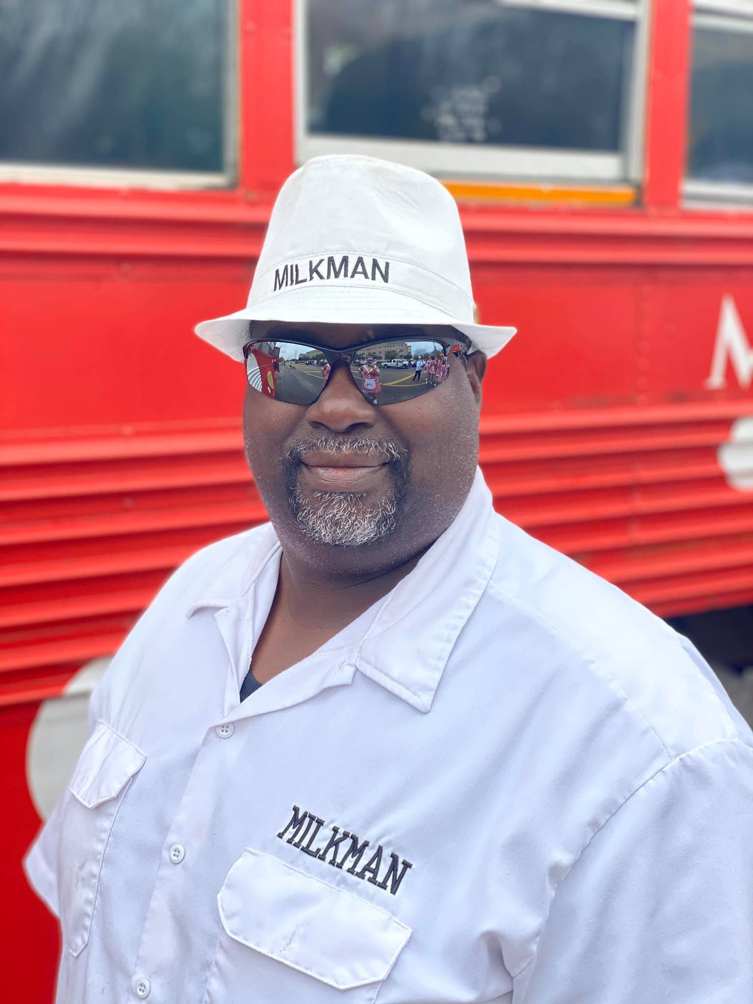 88020431_10213777158938051_416533934185119744_o – Mande Milkshakers